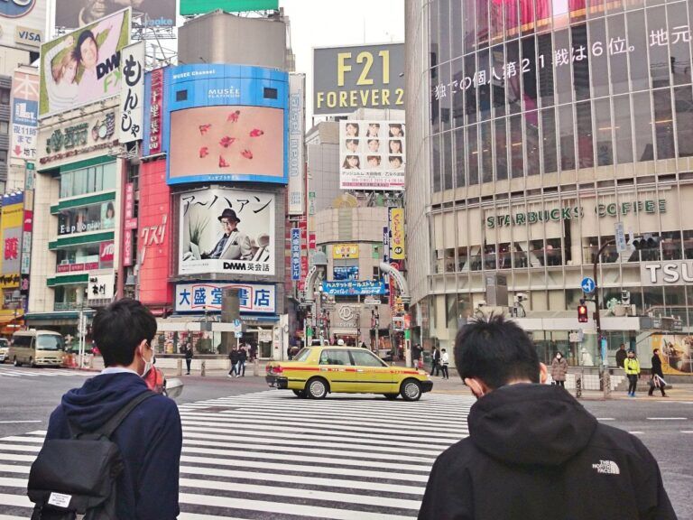 Shibuya Crossing Tokyo - Why is the Scramble so Iconic? (2025)